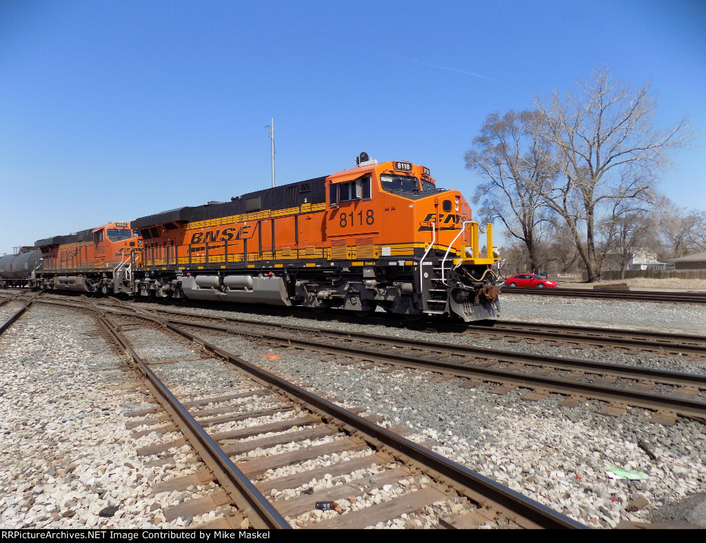BNSF 8118